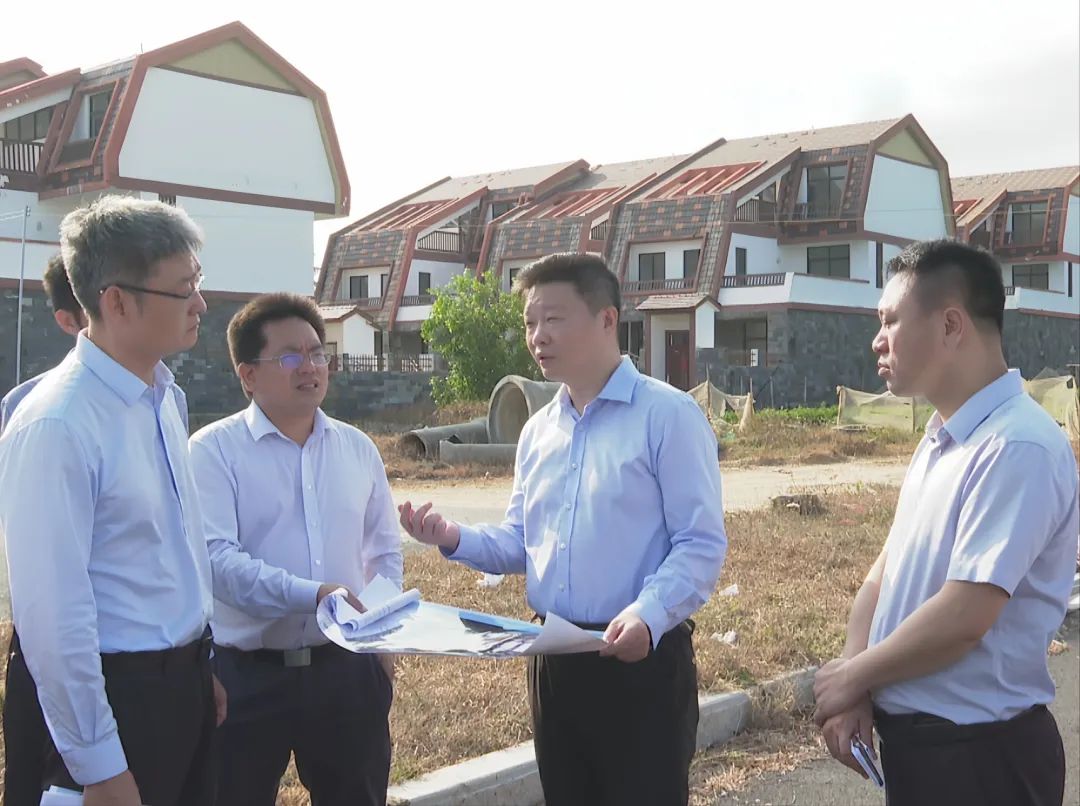 海南陵水县委书记吴海峰到国际光缆登陆岸站项目走访调研-消费日报网